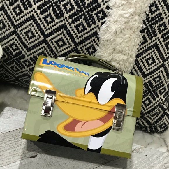 Unbranded | Other | Mini Small Daffy Duck Snack Lunch Box | Poshmark